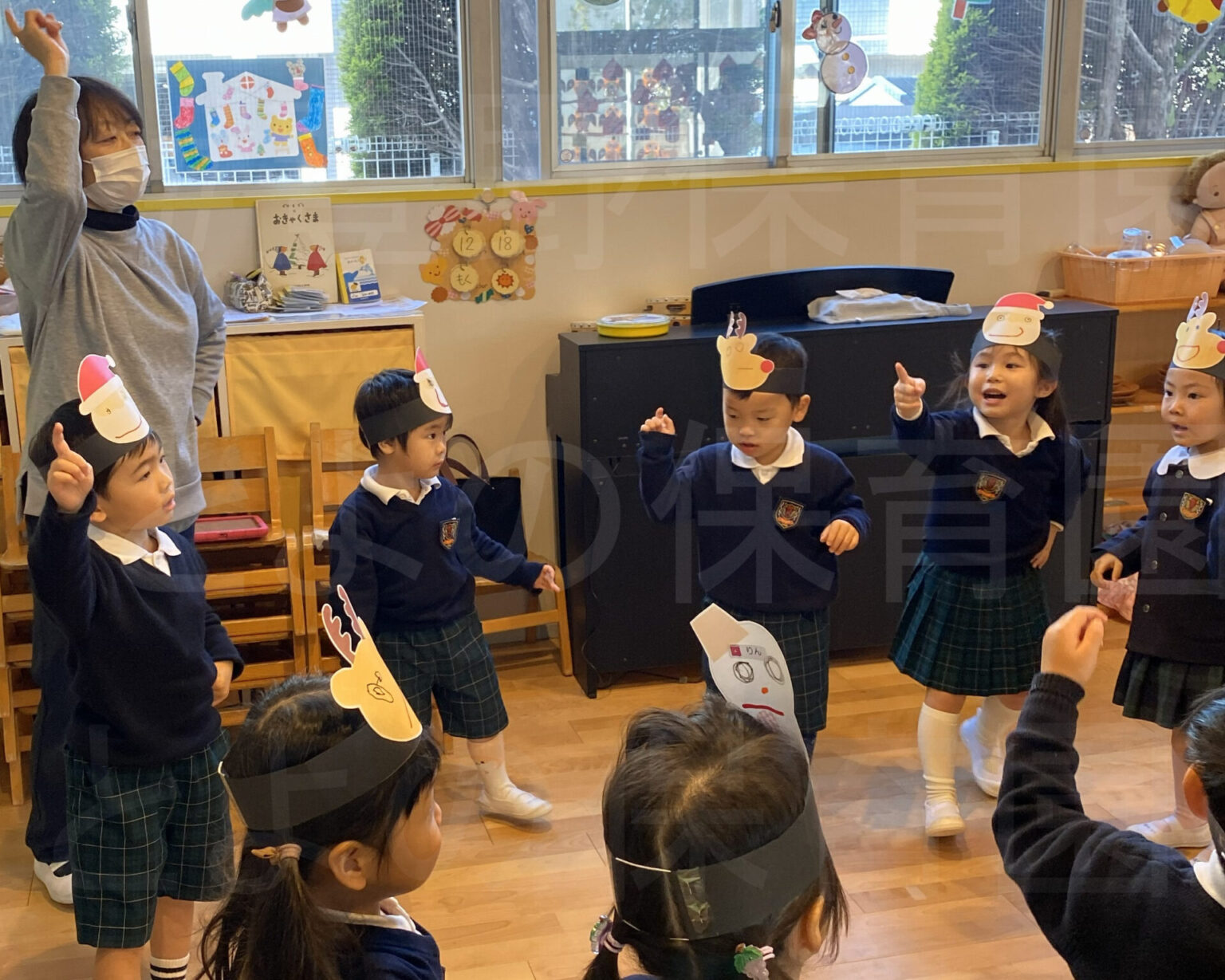 幼児クリスマス会：2025年12月18日 | 寝屋川市とよの保育園